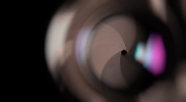 What Is a Shutter Lag, and How to Avoid It? - Geekswipe