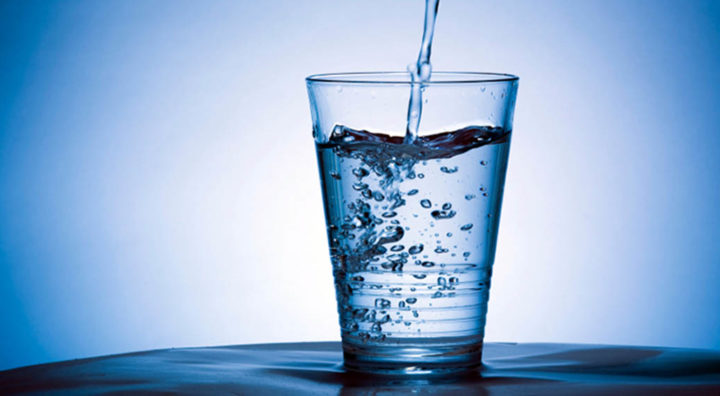 What Happens to Water When You Compress It? - Geekswipe